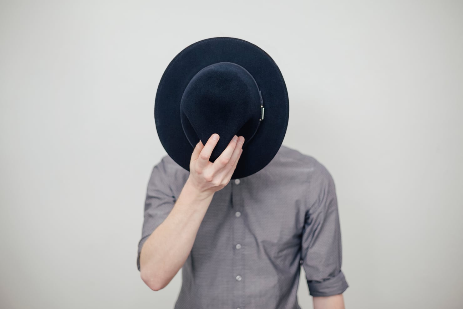 Hats | For a perfect look | Top brands