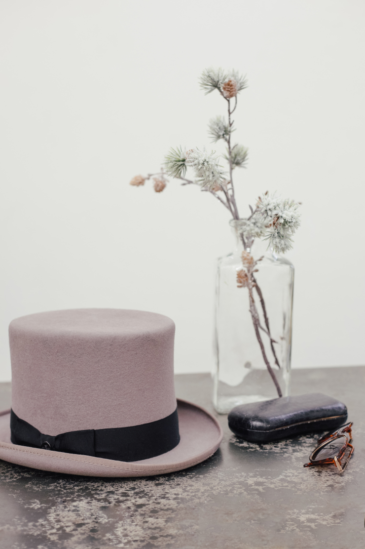 Hats | For a perfect look | Top brands